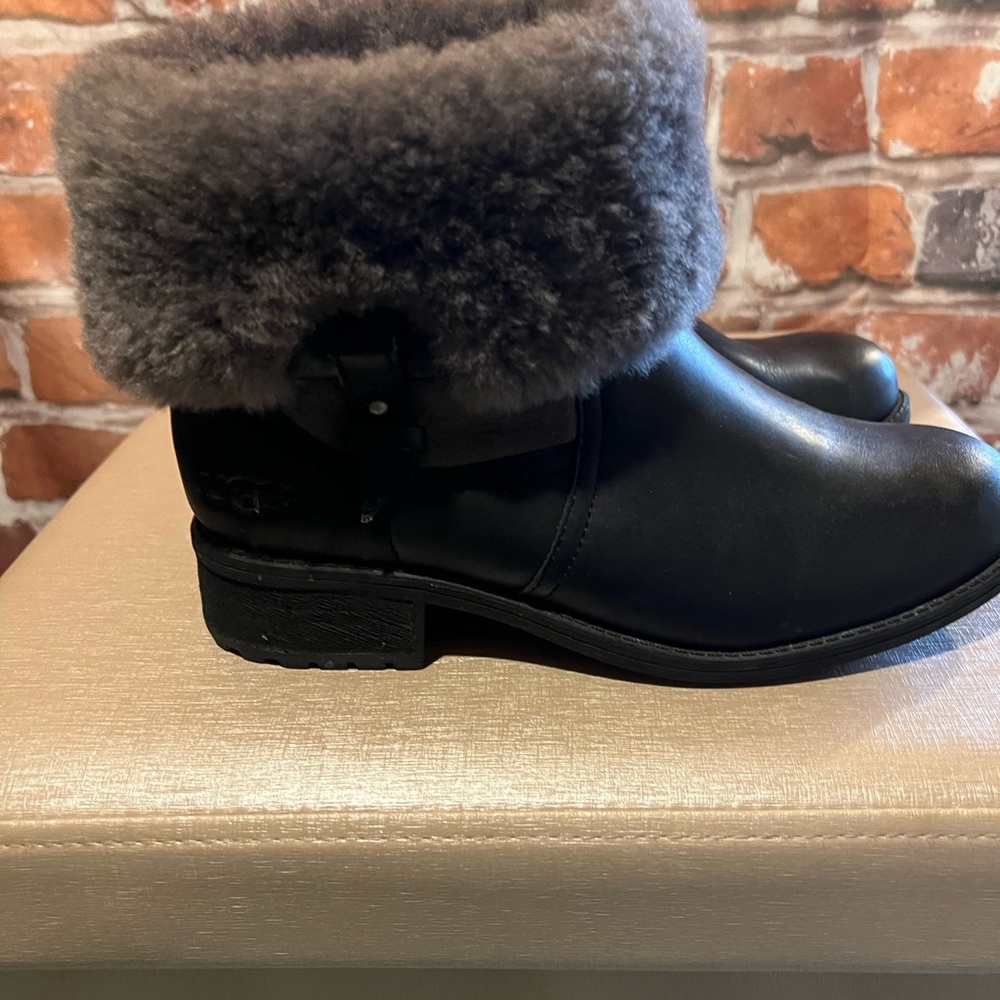 Ugg Classic Berge Mini - Gem